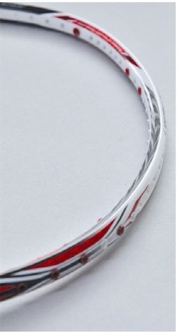 린단의 플레이를 완성하는 단 하나의 라켓! LI-NING N90-III